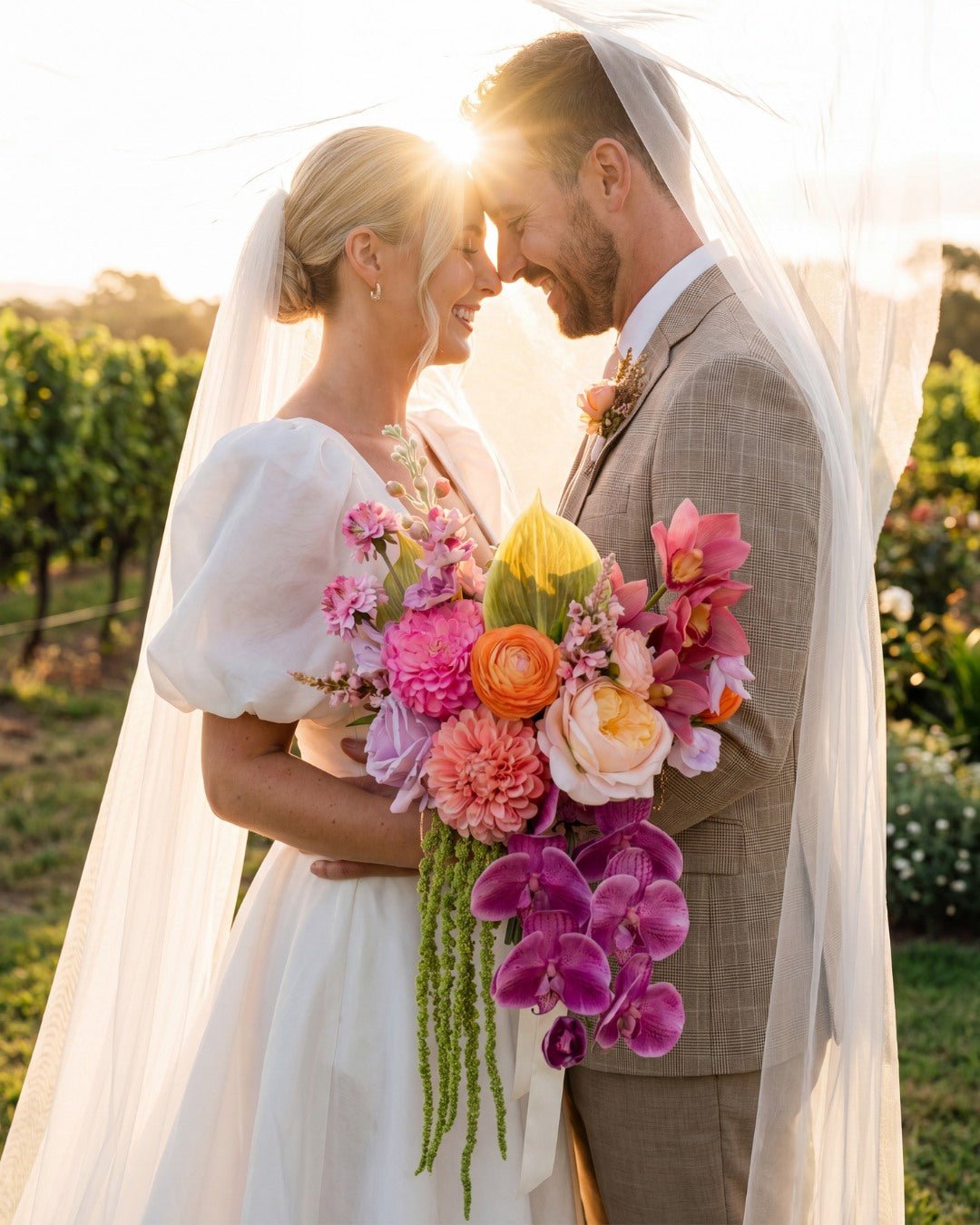 Elopement & Micro Wedding Flowers: A Styling Guide (2026) | Sonder ...